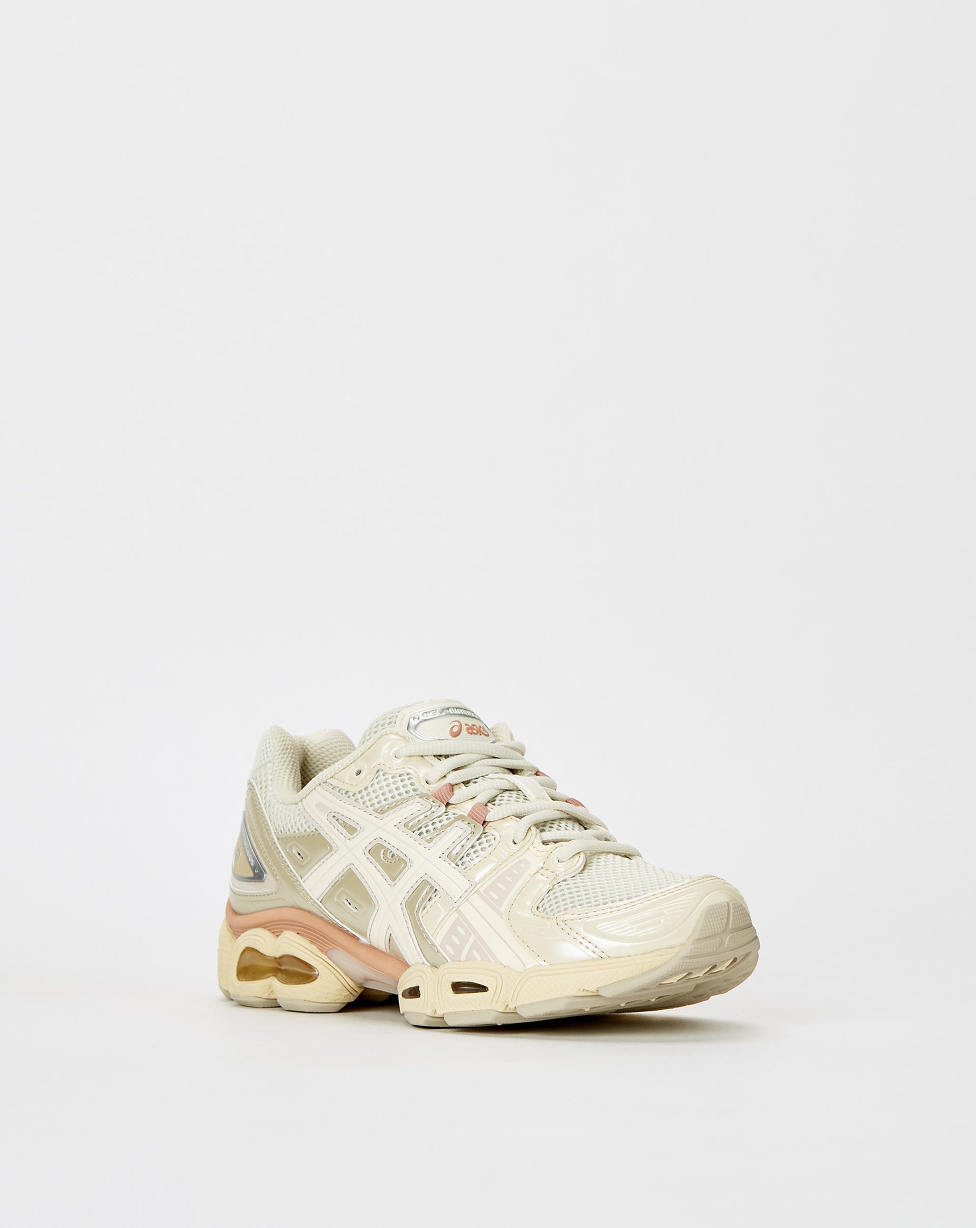 Asics — Performance Footewear for Athletes and Streetwear – Xhibition