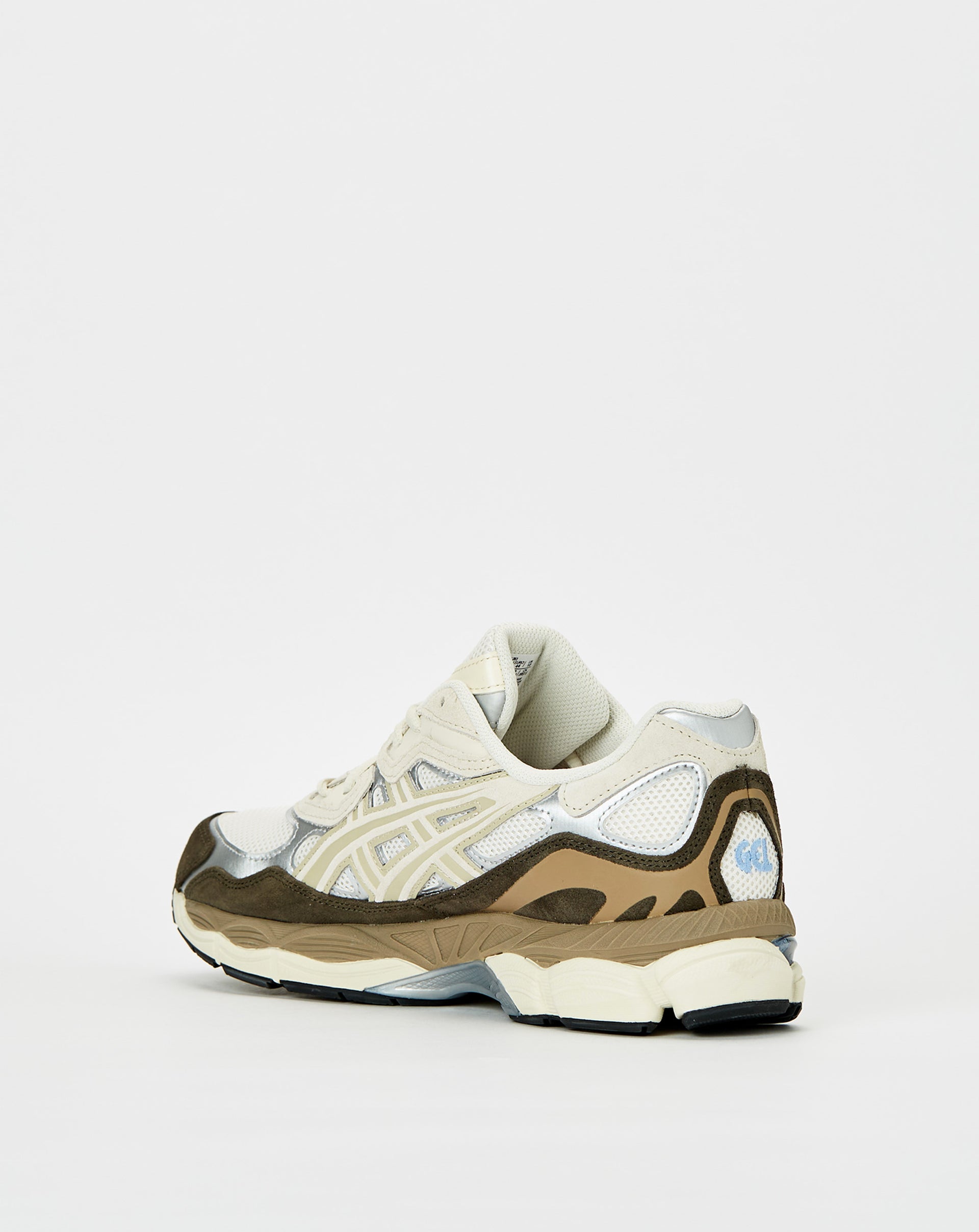 Asics — Performance Footewear for Athletes and Streetwear – Xhibition