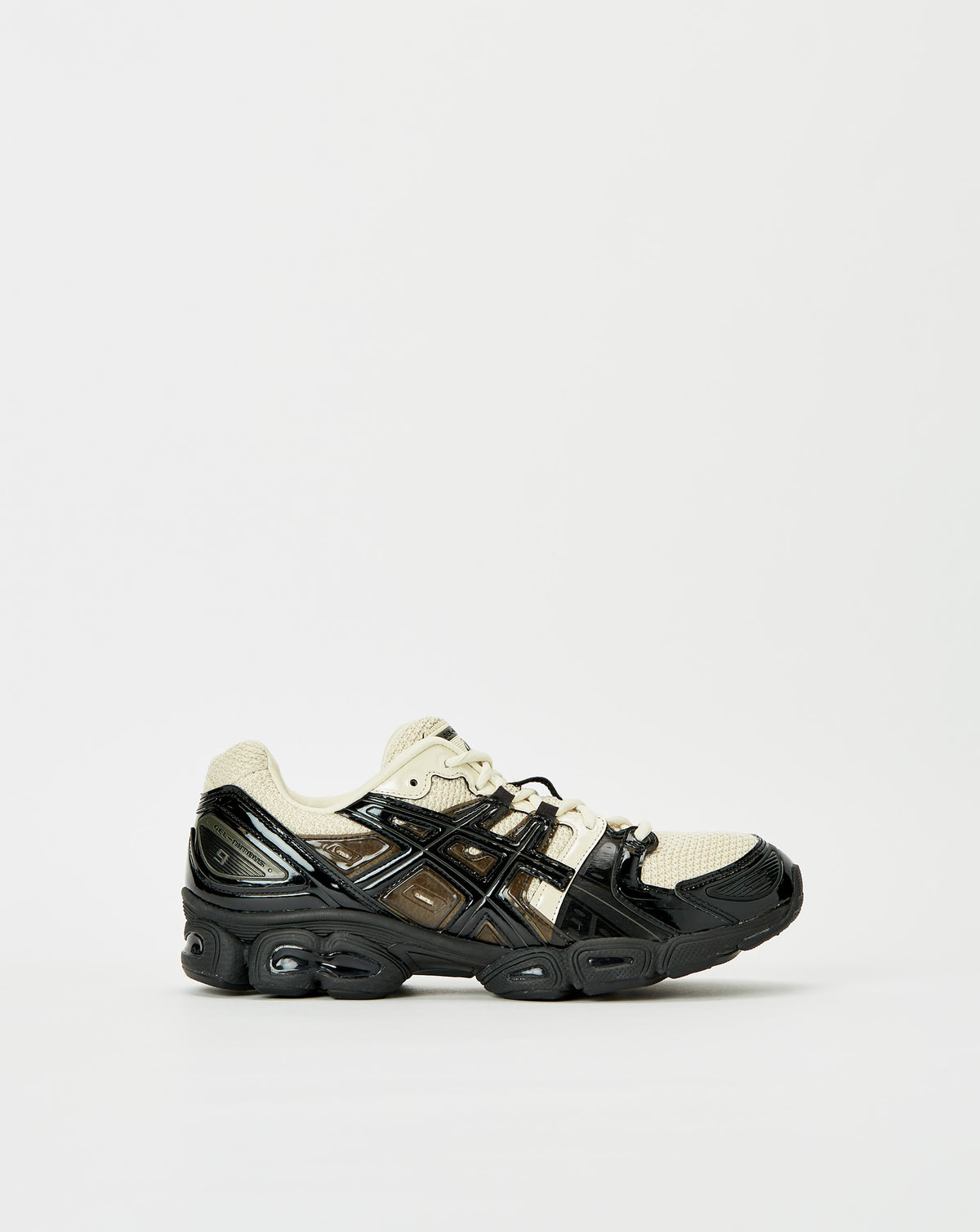 Asics — Performance Footewear for Athletes and Streetwear – Xhibition