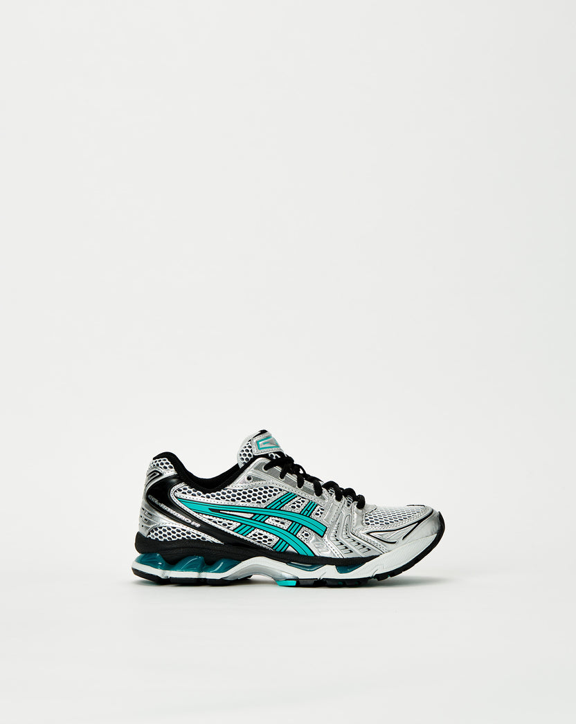 Asics — Performance Footewear for Athletes and Streetwear – Xhibition