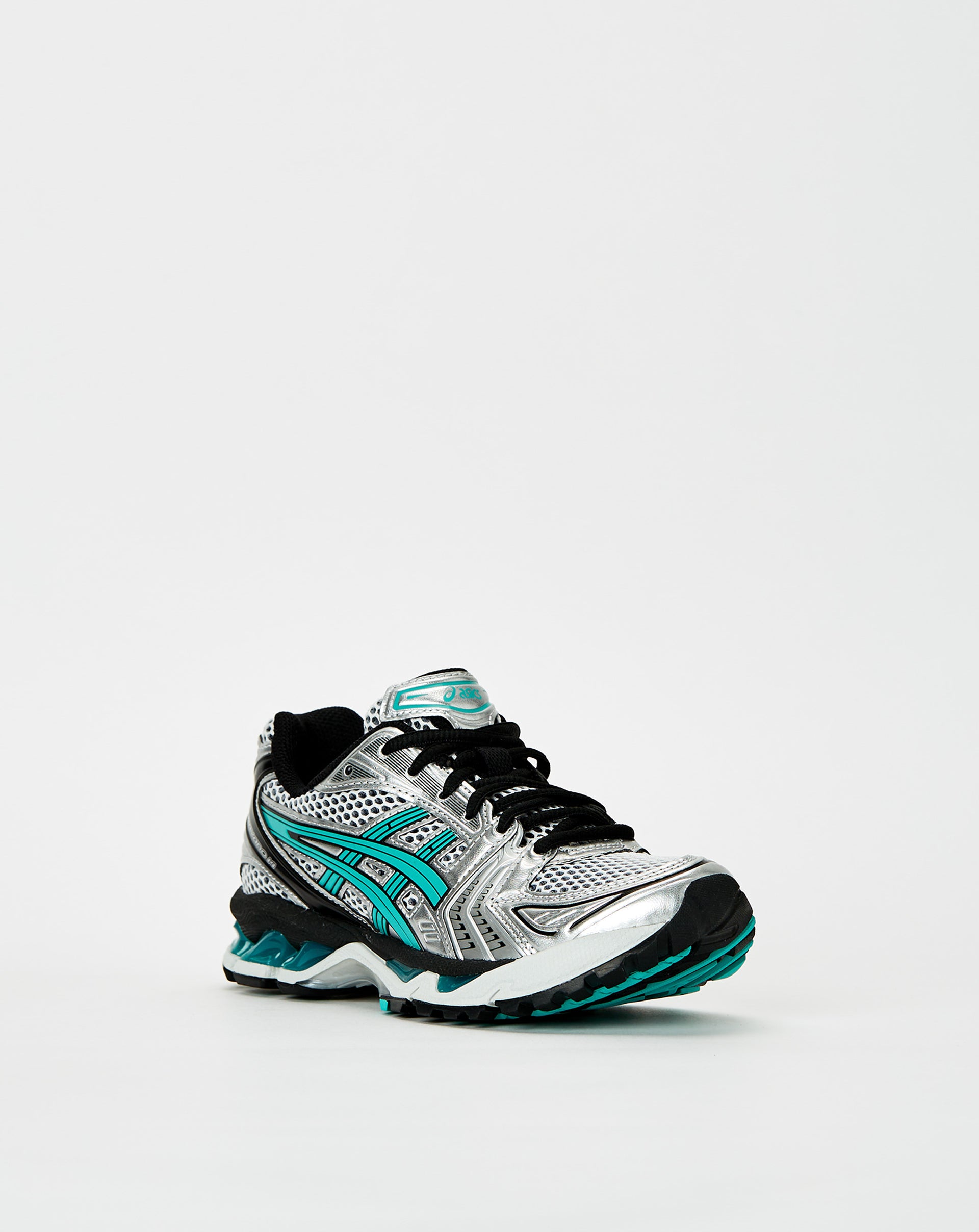 Asics — Performance Footewear for Athletes and Streetwear – Xhibition