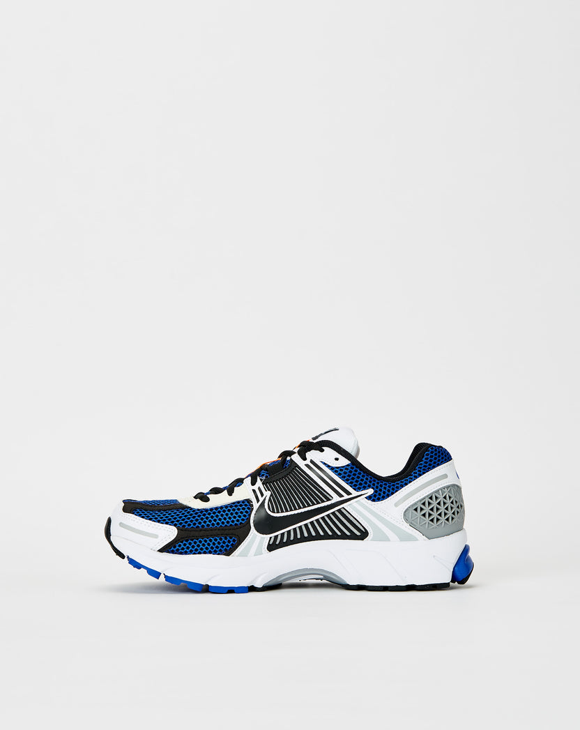 Nike — Innovation and Style for Athletes and Streetwear – Xhibition
