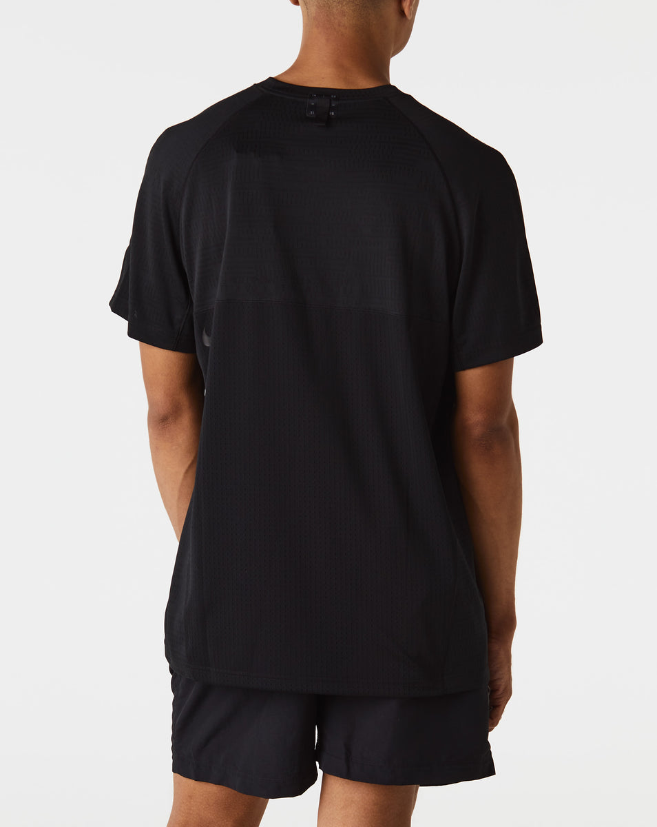 Nike - Tech Pack T-Shirt - Black | Black | Black – Xhibition