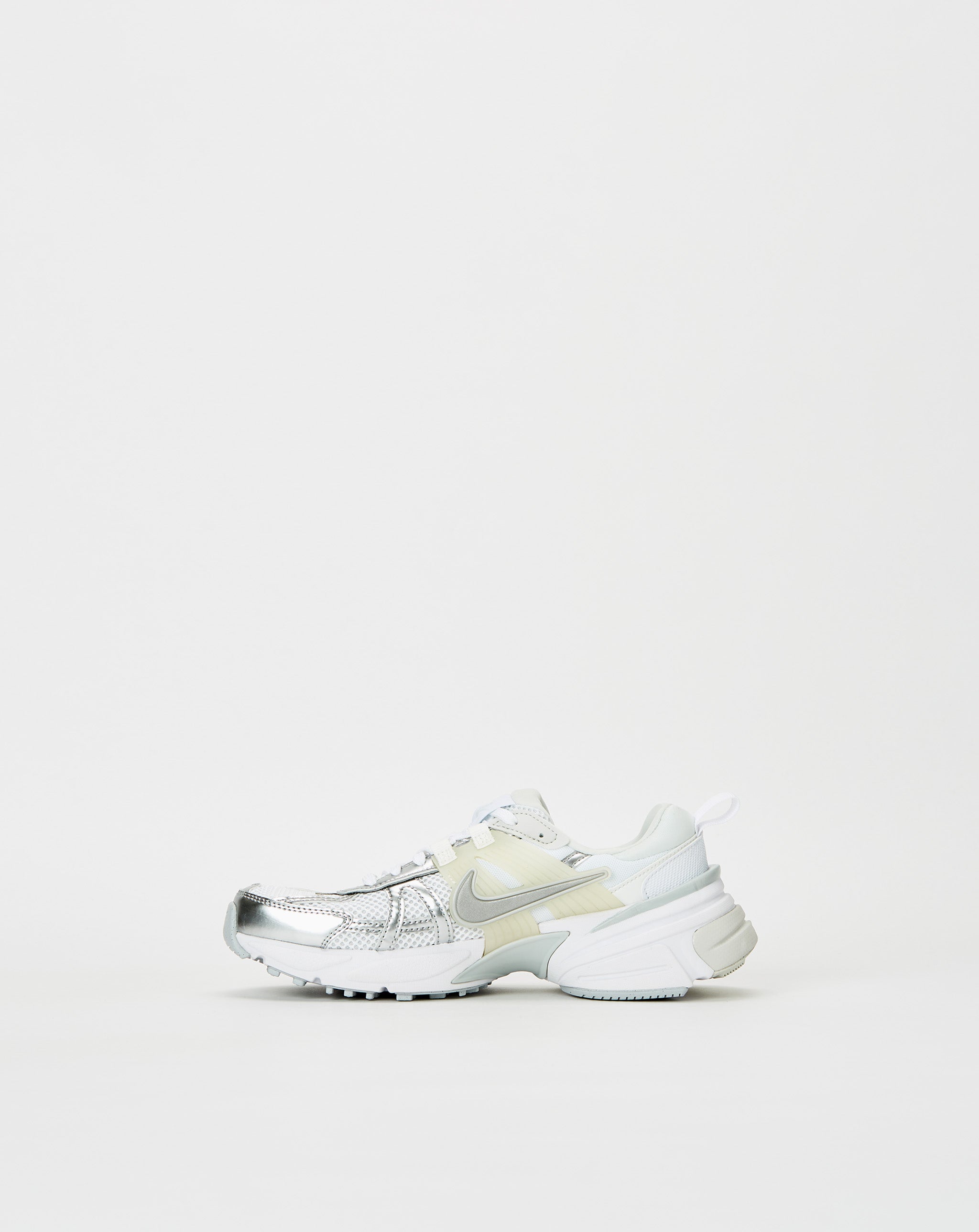 Nike — Innovation and Style for Athletes and Streetwear – Xhibition