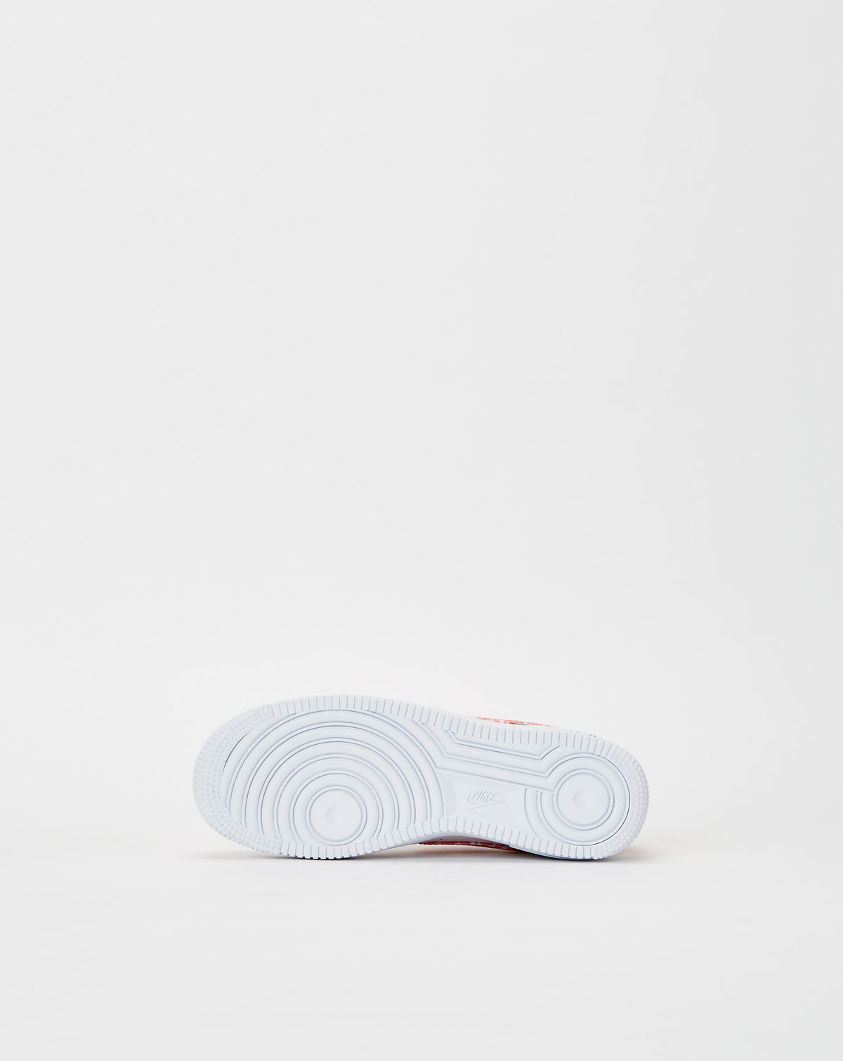 Nike — Innovation and Style for Athletes and Streetwear – Xhibition