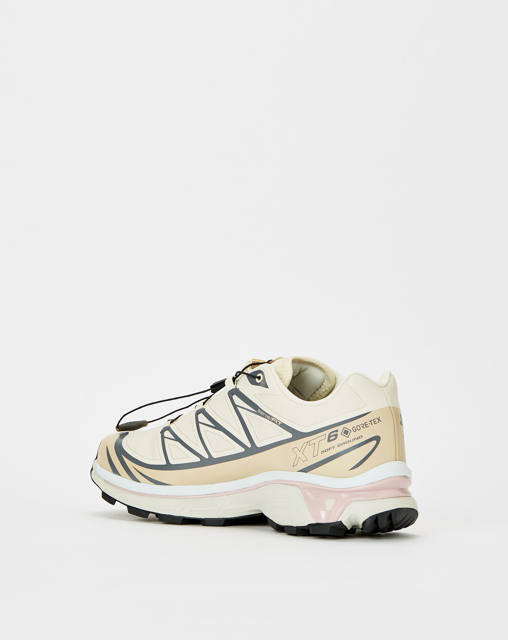 Salomon — Performance Footwear and Gear – Xhibition