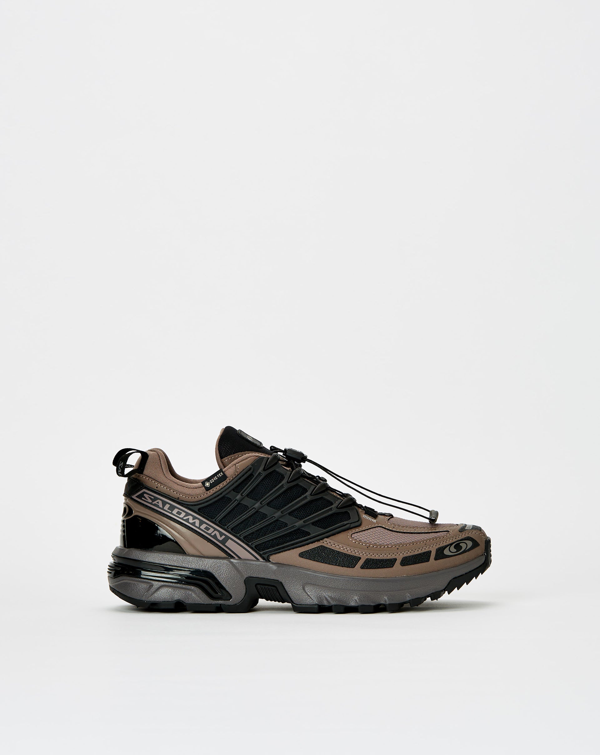 Salomon — Performance Footwear and Gear – Xhibition