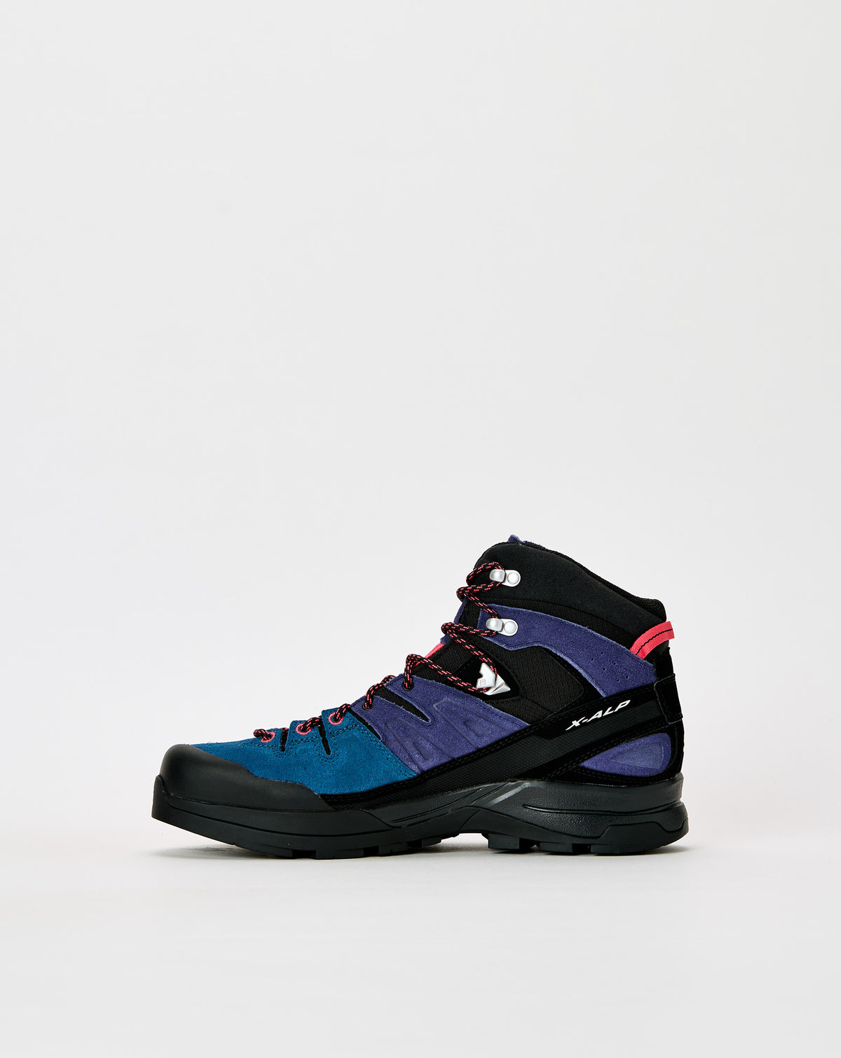 Salomon — Performance Footwear and Gear – Xhibition